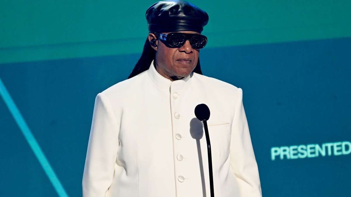 Stevie Wonder addresses rumor he’s not really blind – NBC4 Washington