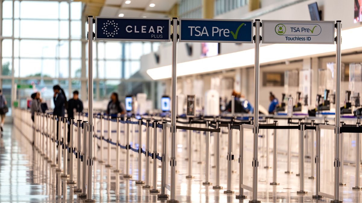 New TSA security lane for families, military members announced – NBC4 ...