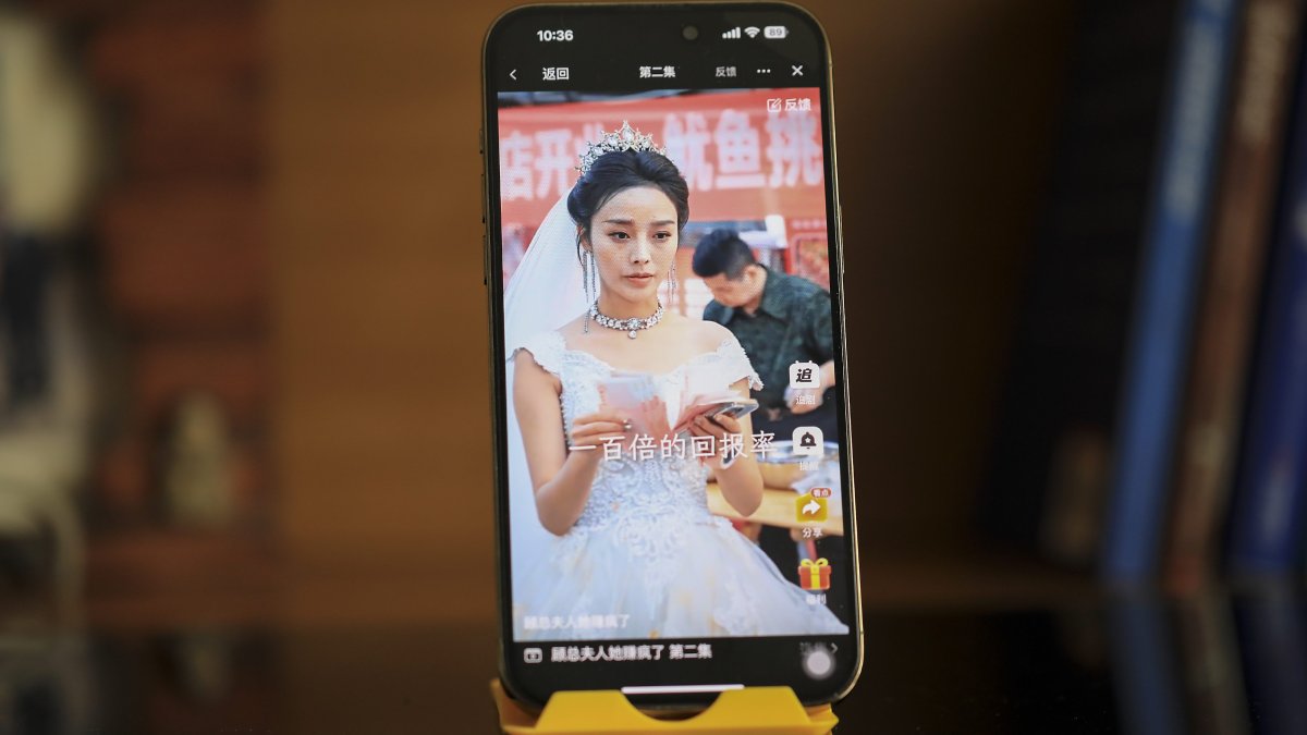 Vampires, romance, billionaires: Bite-size Chinese shows gaining U.S ...