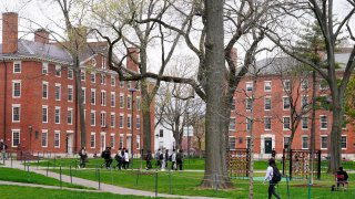Harvard to make it more difficult for undergrads to earn A’s – NBC4 ...