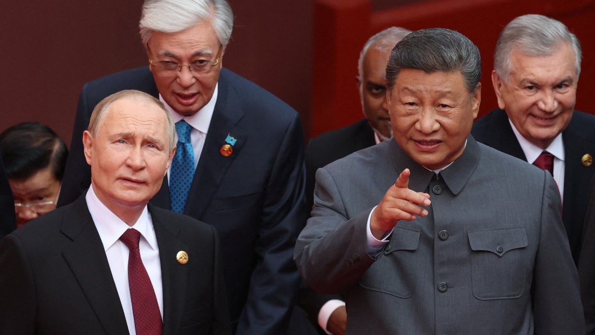 Putin, Xi heard discussing immortality in hot mic moment – NBC4 Washington