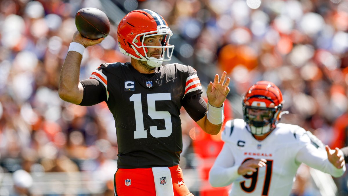 Browns trade QB Joe Flacco to Bengals in draft pick swap – NBC4 Washington