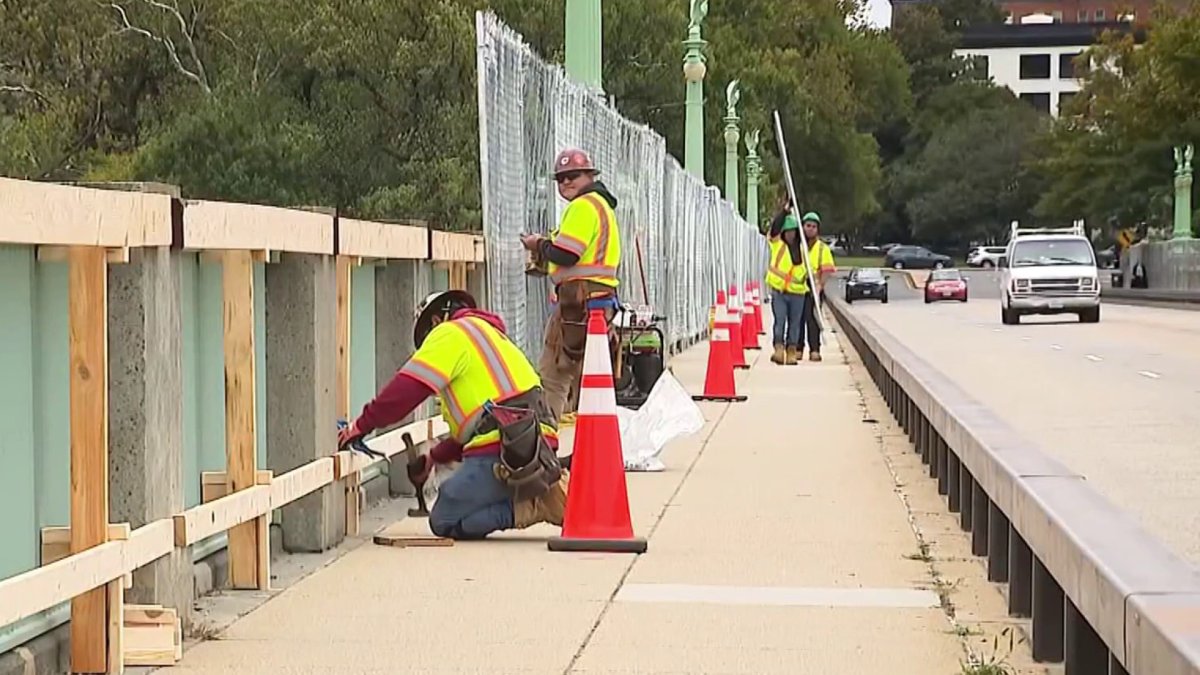 DC installing barriers on Taft Bridge to prevent jumping – NBC4 Washington