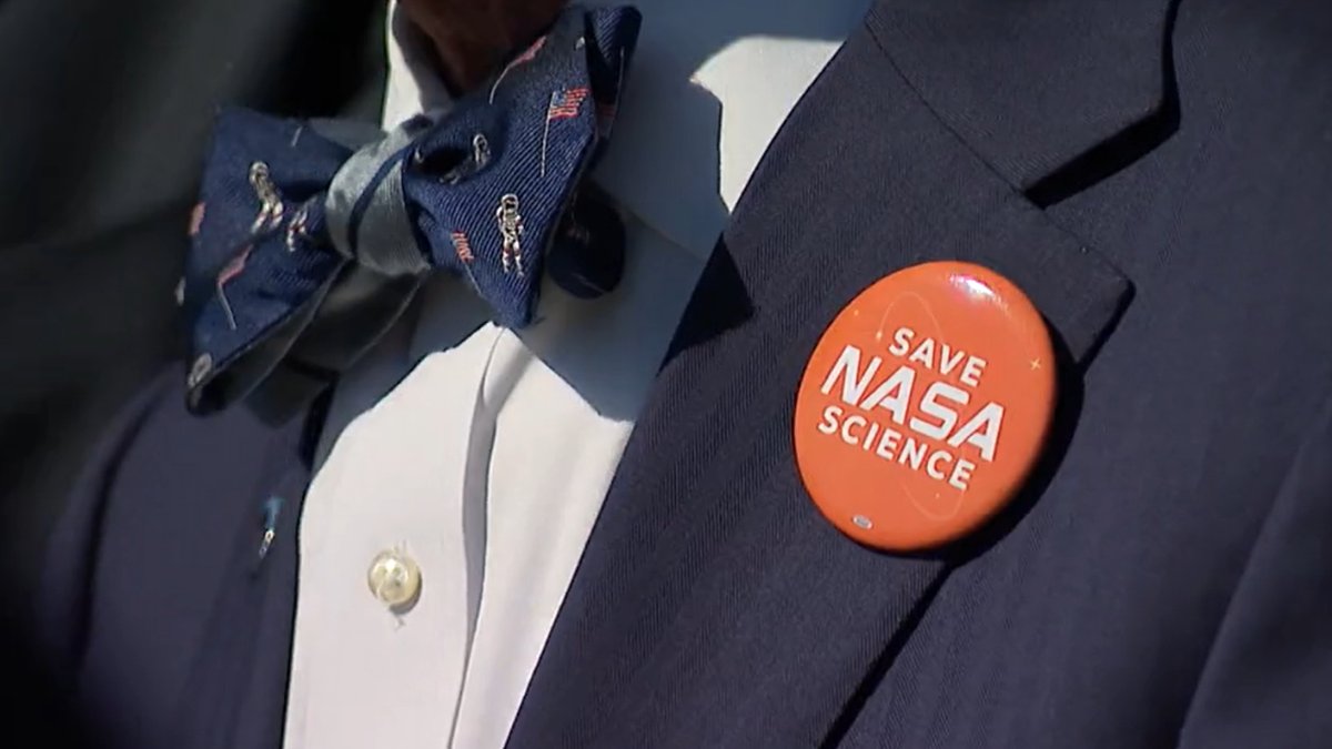 DC native Bill Nye joins hundreds of scientists to protect NASA funds ...