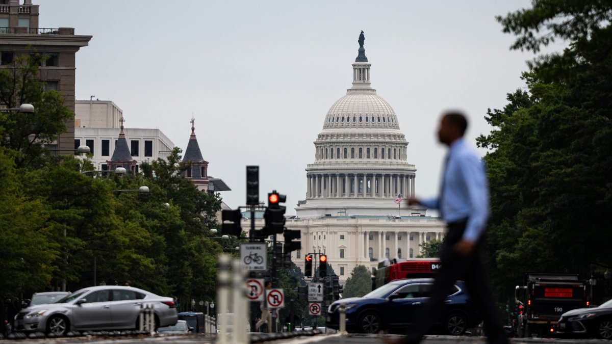 Live updates: How the government shutdown affects the DC area – NBC4 ...