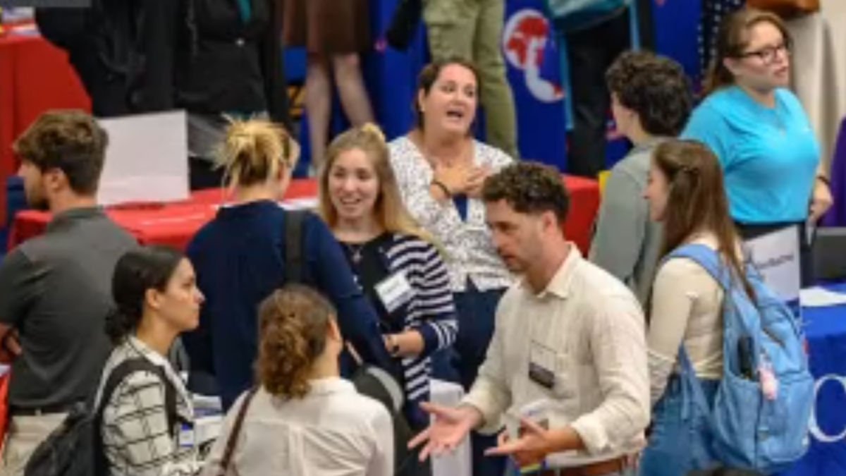 Students are altering career plans amid shutdown and layoffs – NBC4 ...