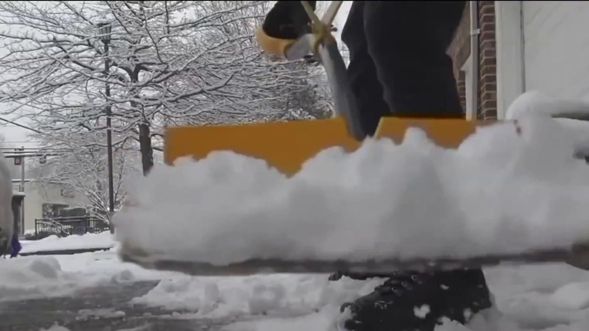 ‘Snow Team Heroes’: How to volunteer to shovel for your DC neighbors ...