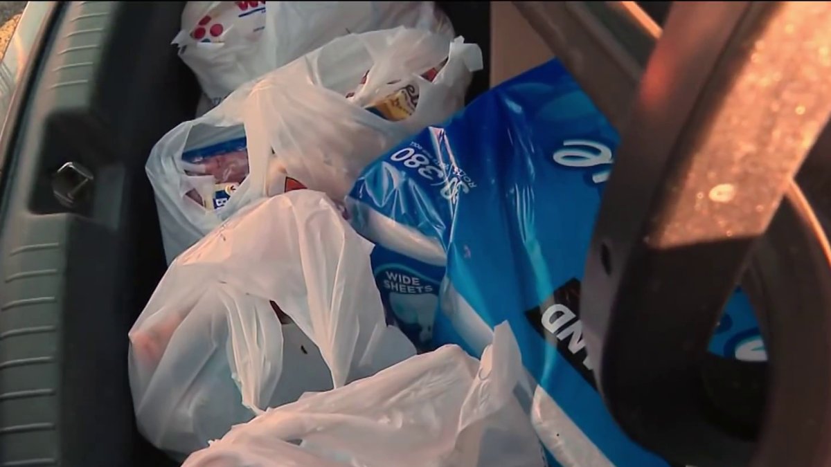 People are getting the essentials ready for the snowstorm – NBC4 Washington