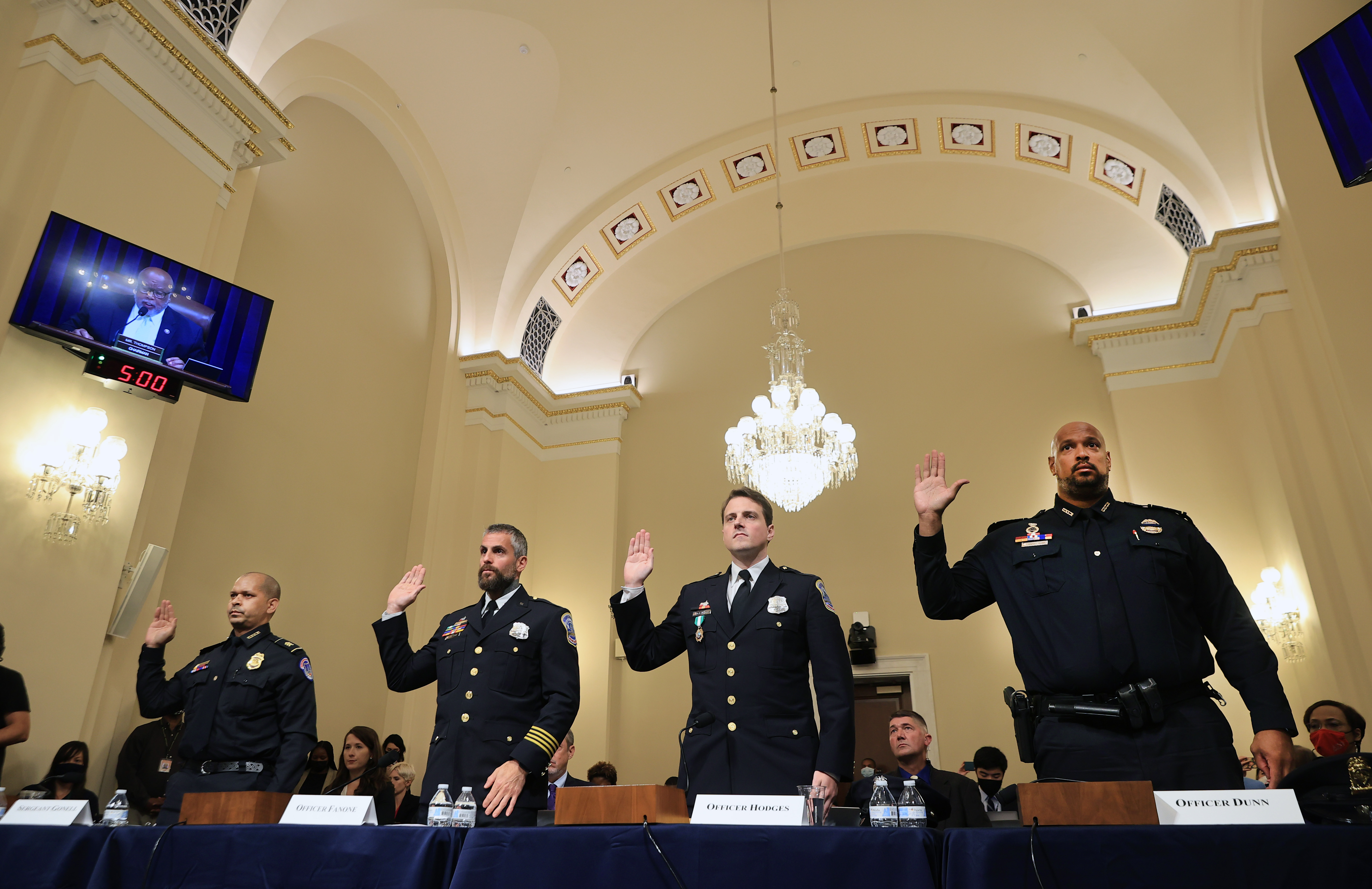 5 years after Jan. 6, Capitol officers say their struggles linger ...