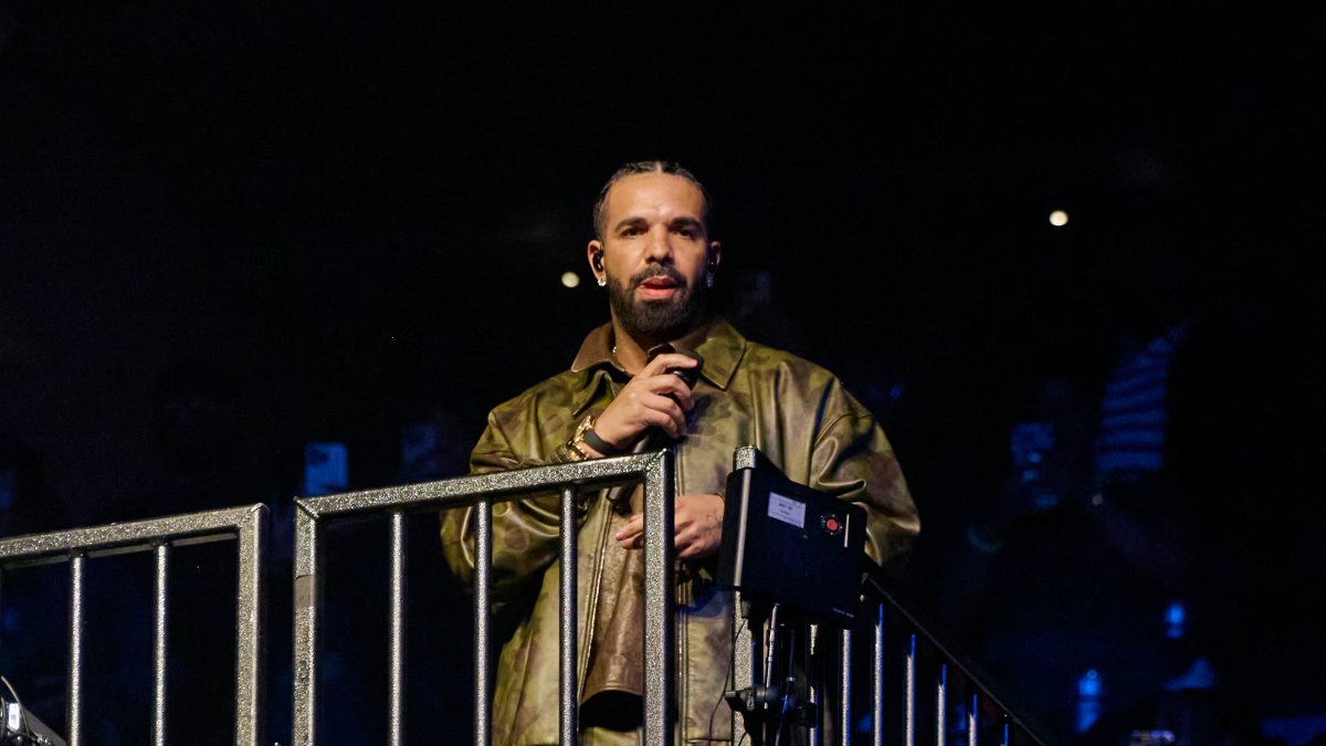 Drake accused of online gambling use to inflate music play counts ...