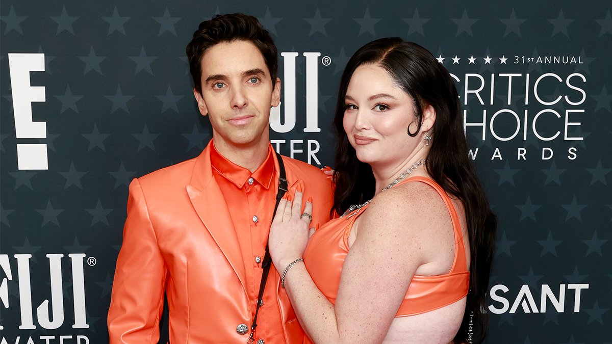 ‘Hacks’ stars parody Timothée Chalamet and Kylie Jenner outfits – NBC4 ...