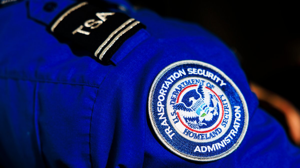 TSA officers share how they’re scraping by without pay – NBC4 Washington