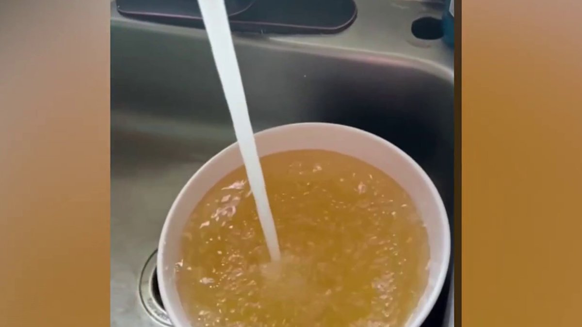 Bowie families demand answers about brown water – NBC4 Washington