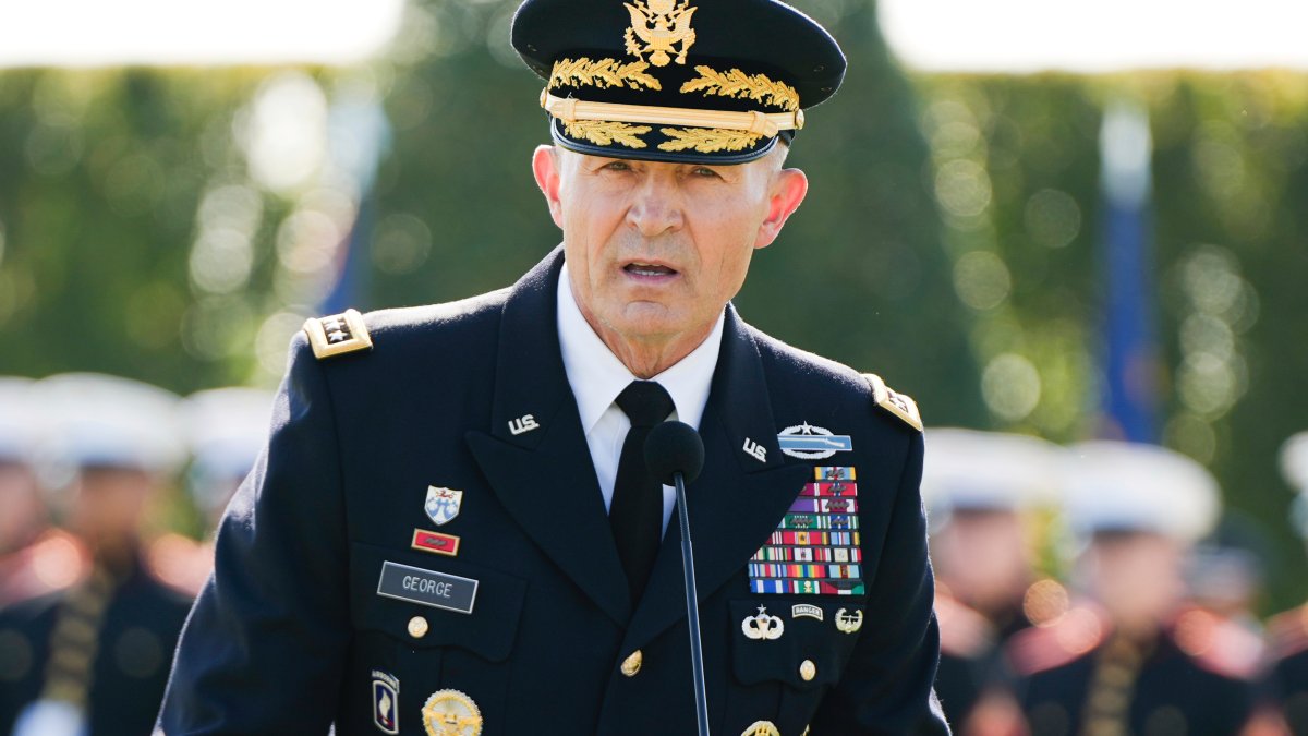 Hegseth asks the Army’s top uniformed officer to step down – NBC4 ...