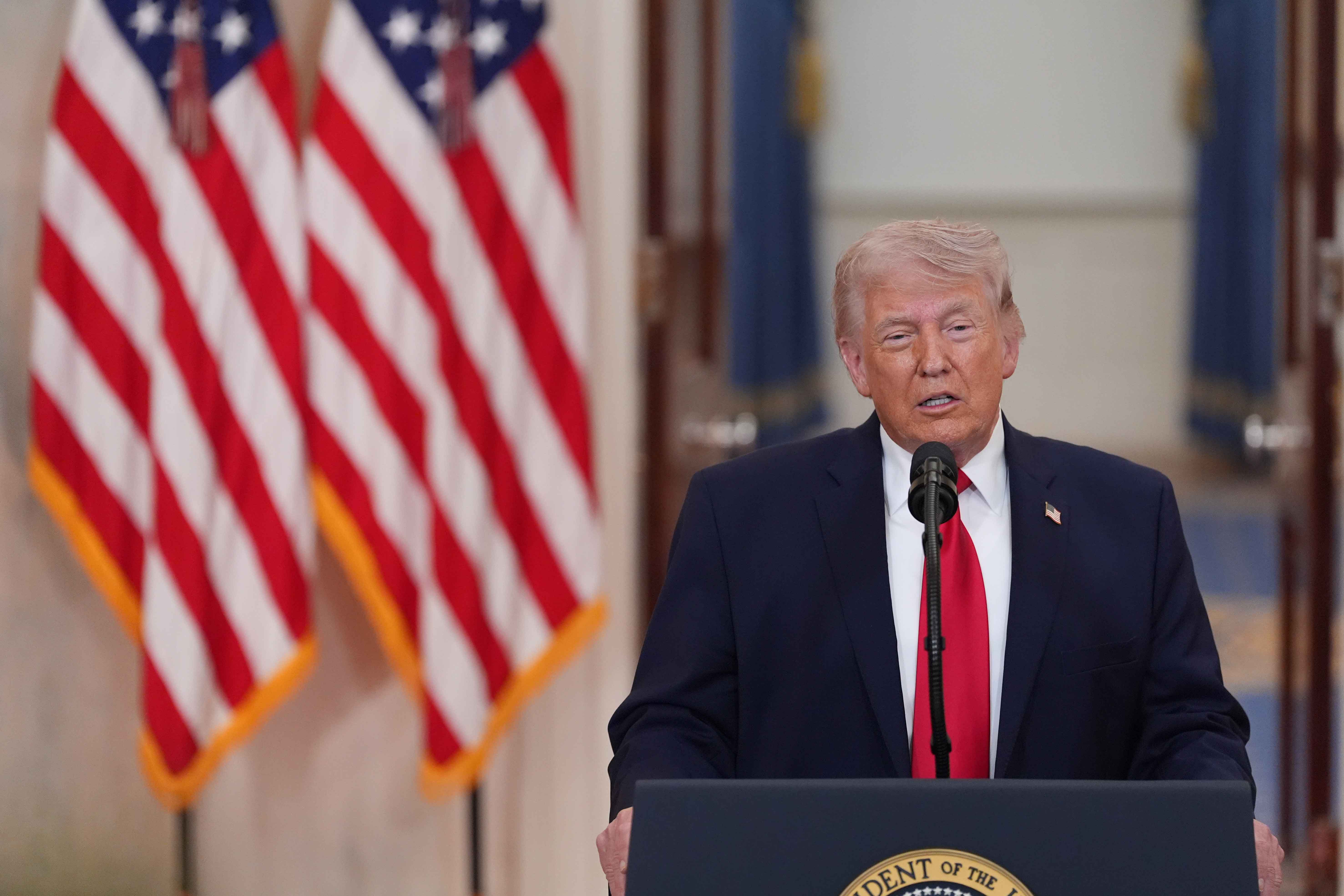 Trump says he will sign executive order to pay DHS employees – NBC4 ...