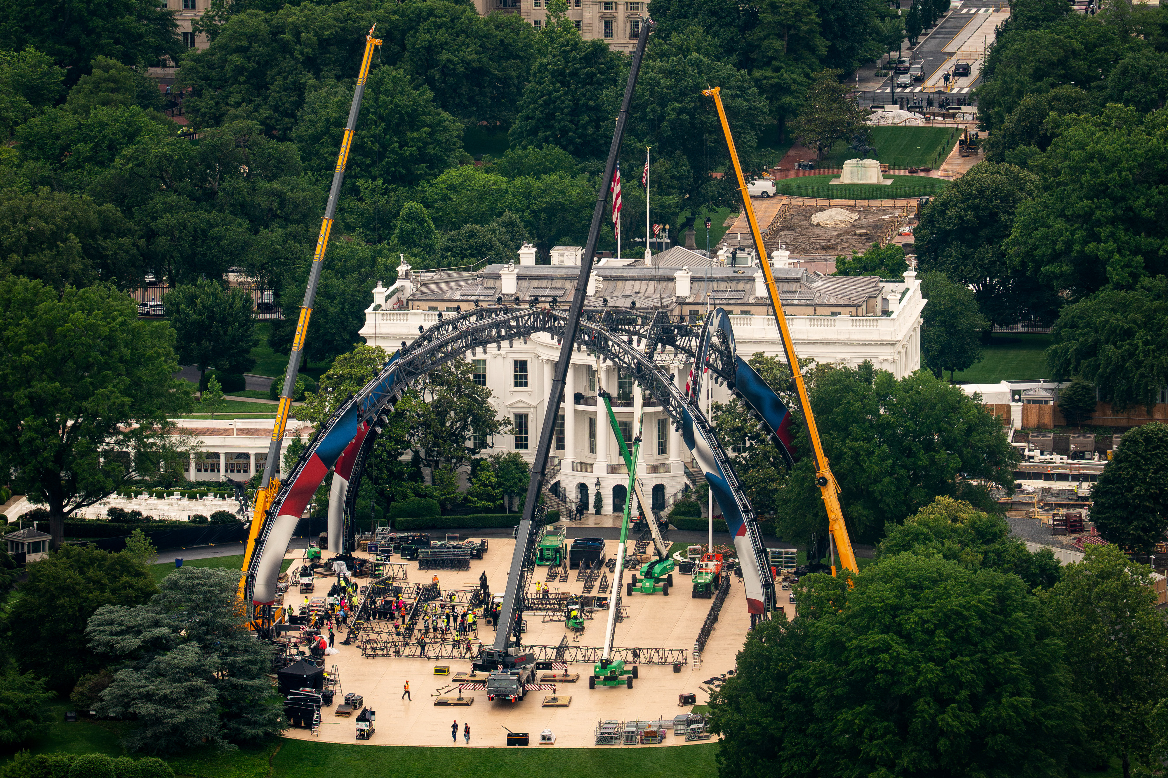 White House UFC fight construction is underway. See The Claw – NBC4 ...
