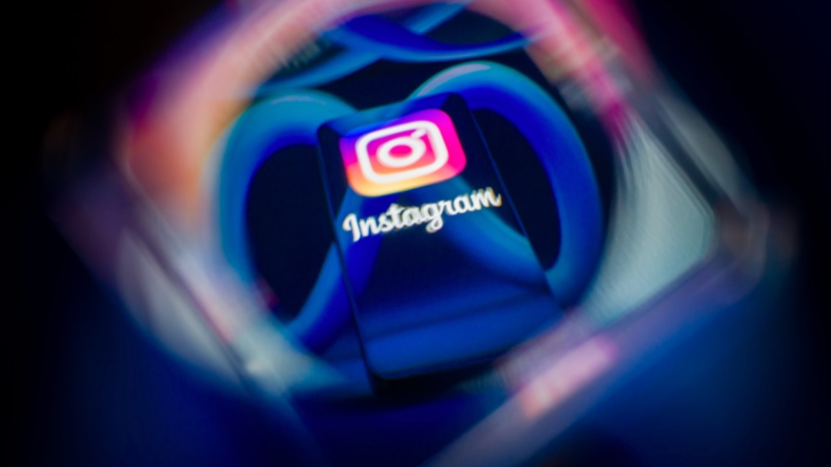 Instants vs. Stories: All about Instagram’s new feature – NBC4 Washington